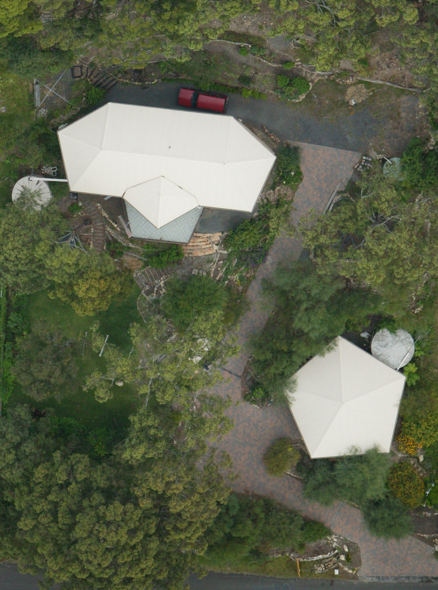 Pentagon House Australia – A Golden Ratio home designed with pentagon rooms